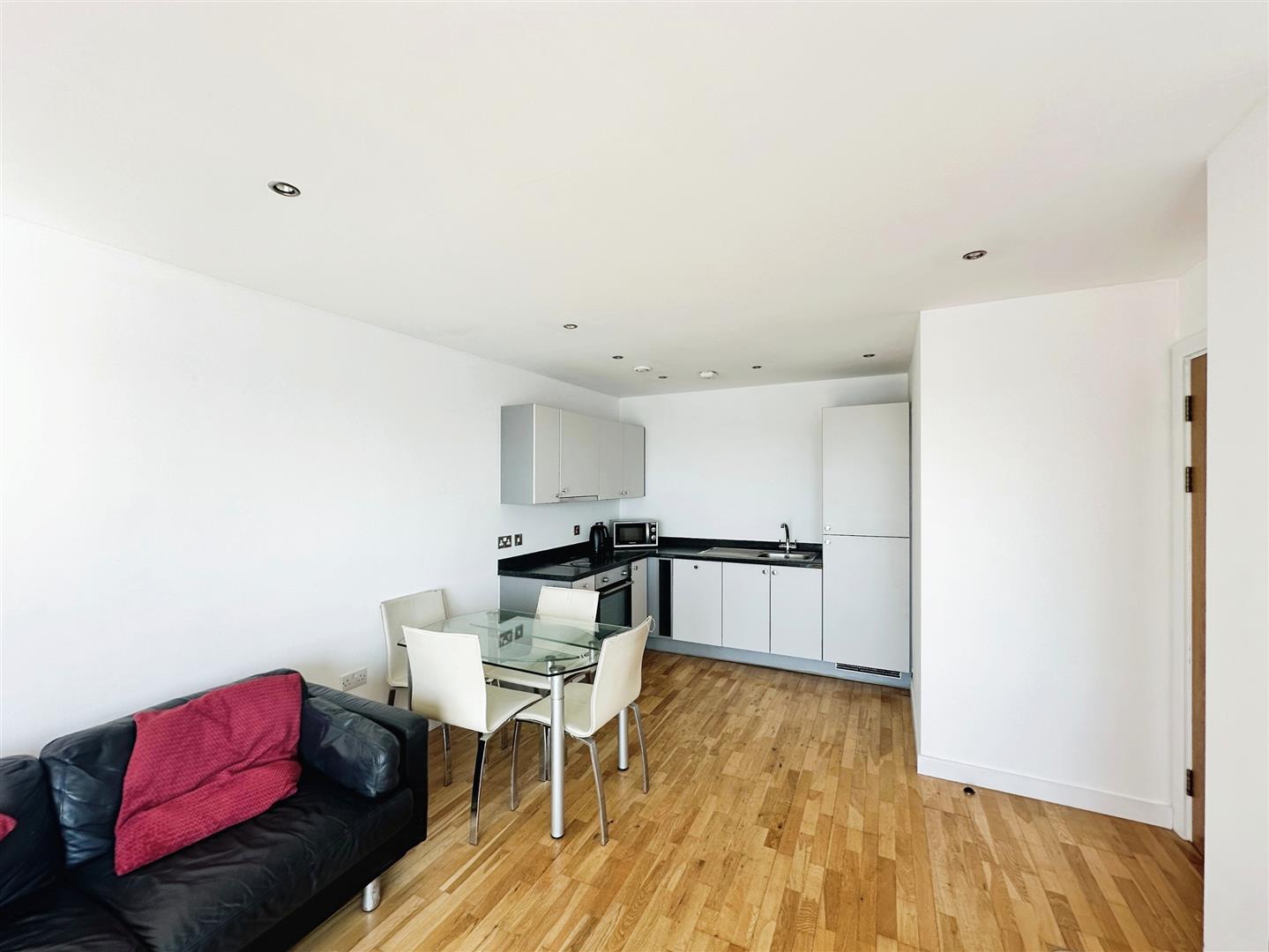 Alexandra Tower, Princes Parade, Liverpool - Berkeleyshaw Real Estate