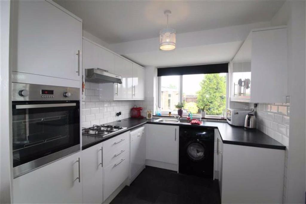 Cattan Green, Formby, Liverpool - Berkeleyshaw Real Estate