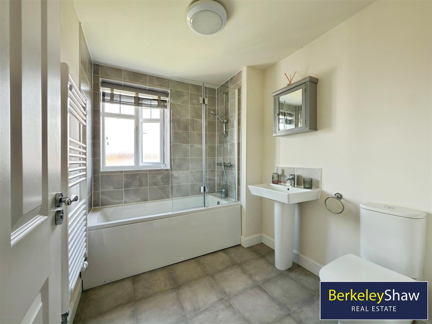 Drey Close, Formby, Liverpool - Berkeleyshaw Real Estate