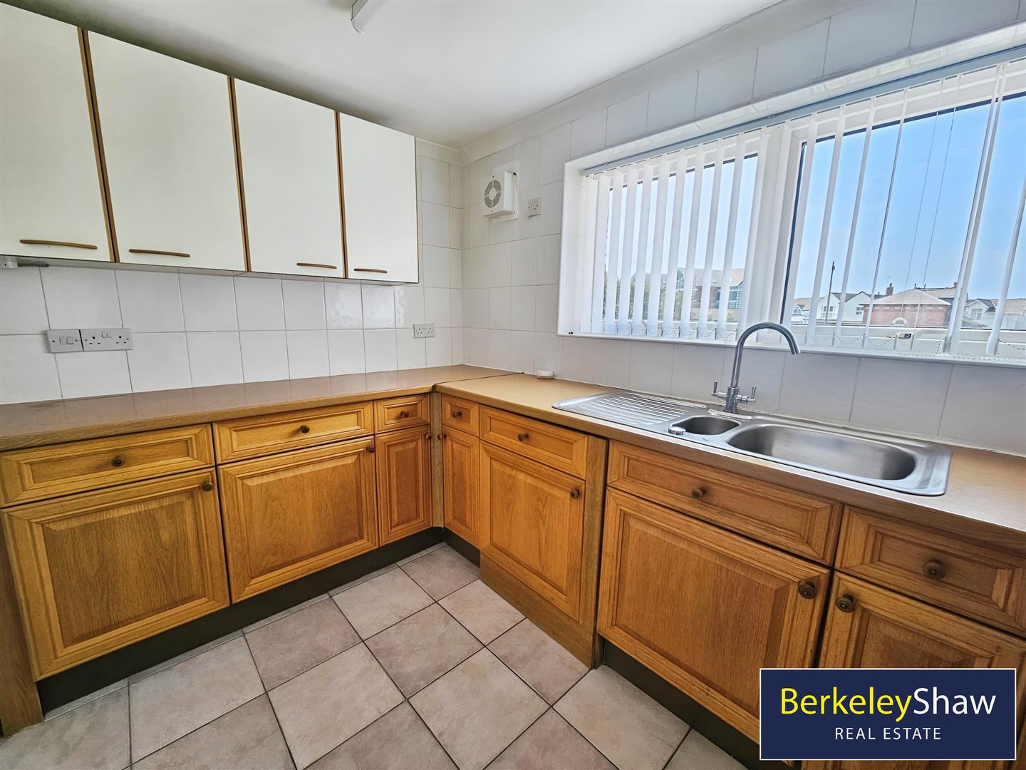 The Serpentine South, Blundellsands, Liverpool - Berkeleyshaw Real Estate